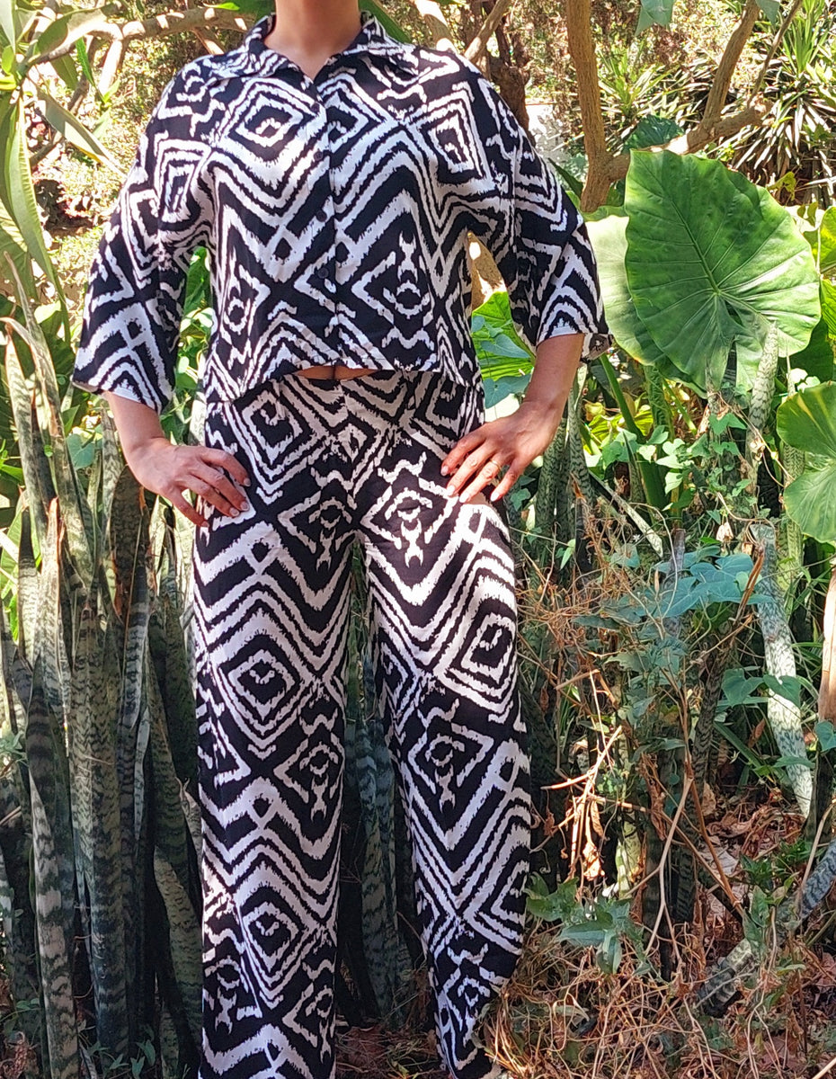 Monochrome Print Shirt – The Sahara Collection